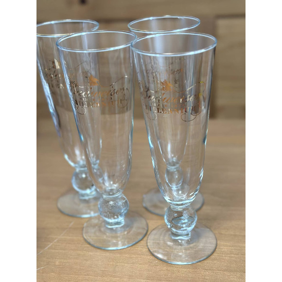 Vintage | Dining | Vintage Set Of Four 4 Budweiser Millennium Flute ...